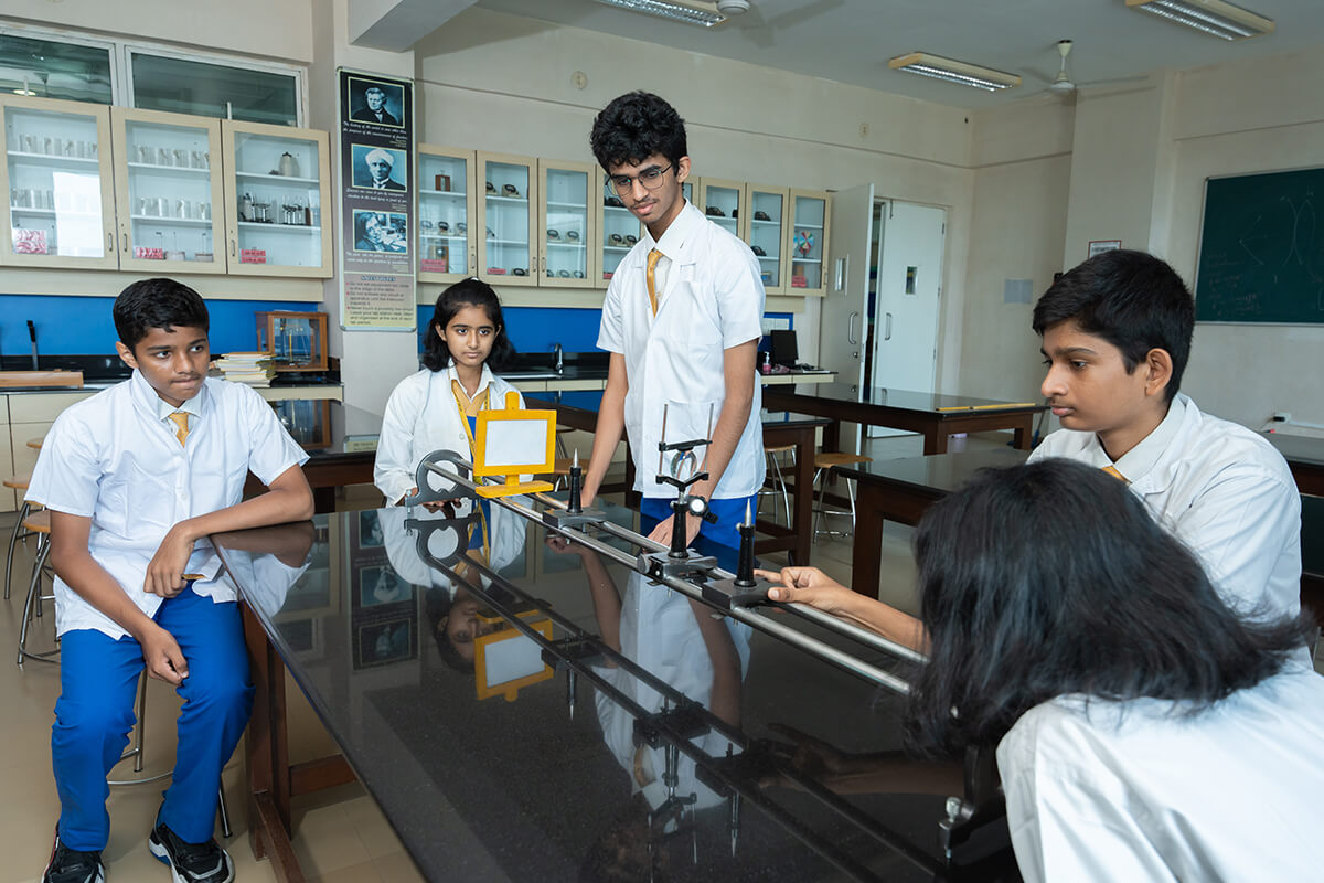 Smart Classrooms, Library, Science Labs | Goldcrest High, Vashi