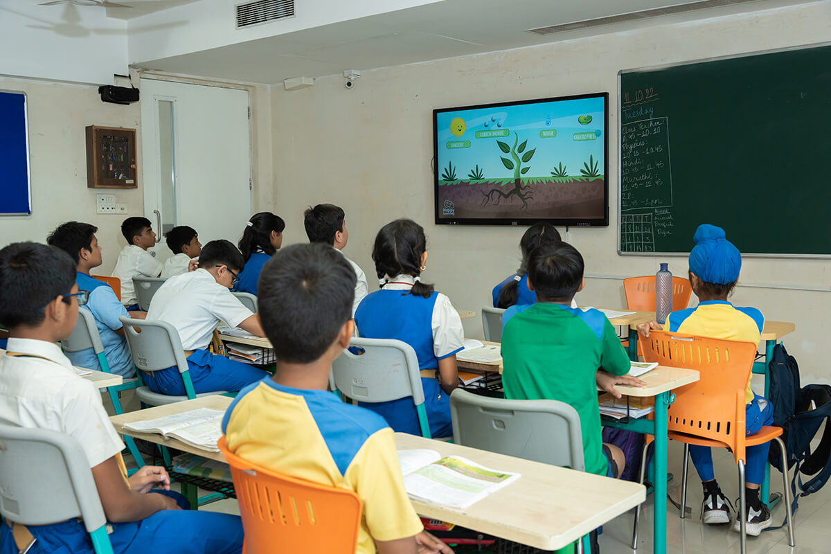 Smart Classrooms, Library, Science Labs | Goldcrest High, Vashi